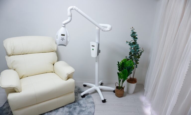 FAPホワイトニングって何？特徴とメリットとデメリットを紹介 | ホワイトニングサロンKiratt